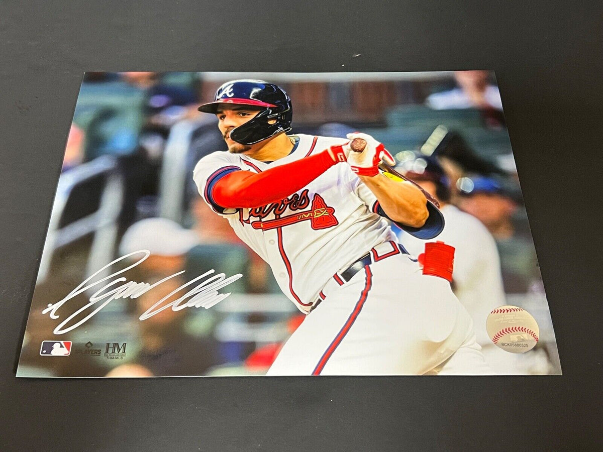 Ignacio Nacho Alvarez Atlanta Braves Auto Signed 8x10 Photo . — SidsGraphs